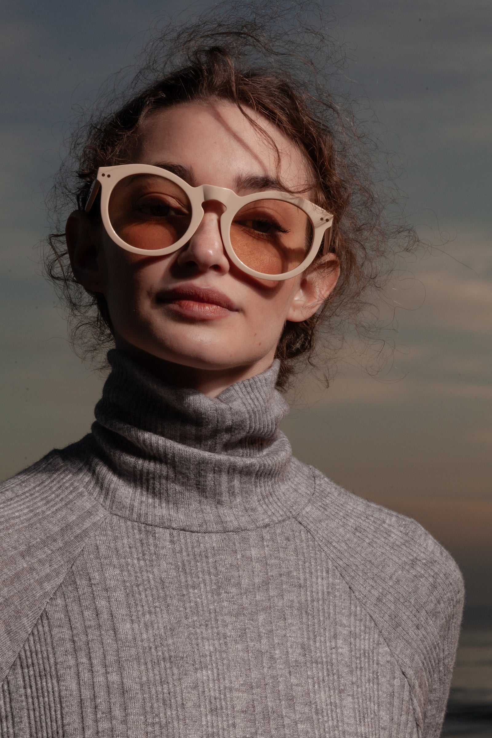 Ex-Pat Frame - Ivory – Heidi Merrick