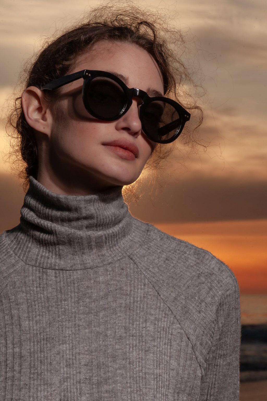 Ex-Pat Frame - Black – Heidi Merrick